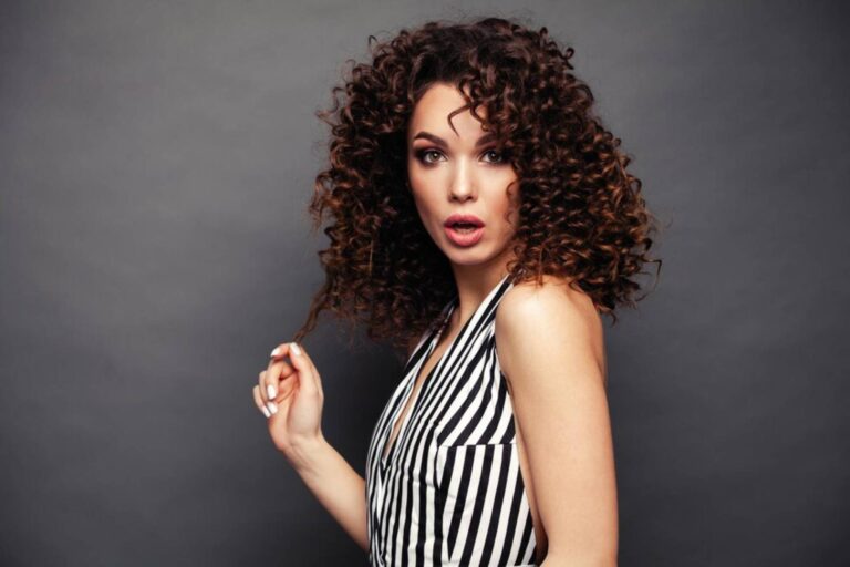 What Is Type 2c Hair And How Can You Care About It? - HomeStyla